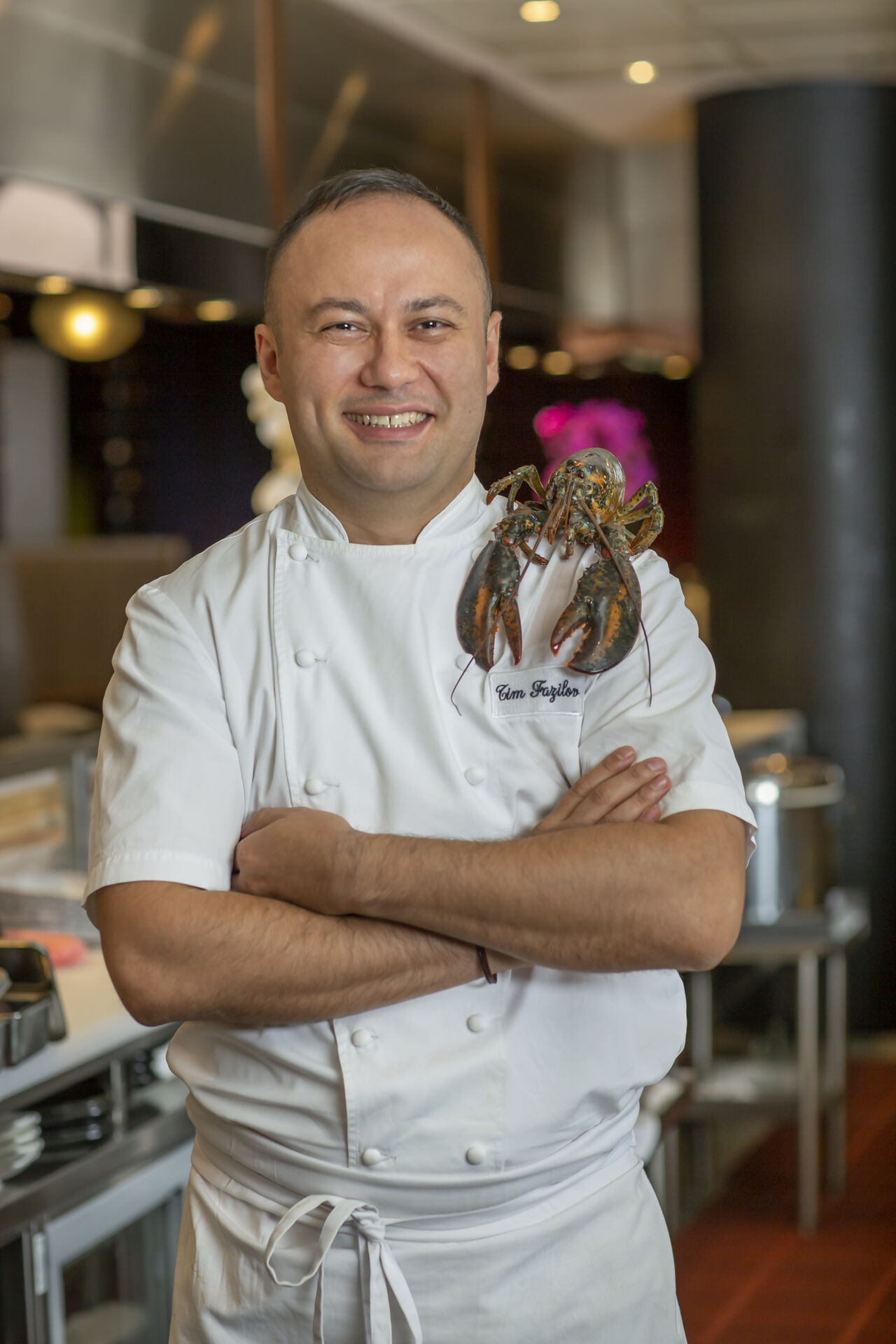 提穆尔·法兹洛夫 (Timur Fazilov) | 卡塔尔旅游